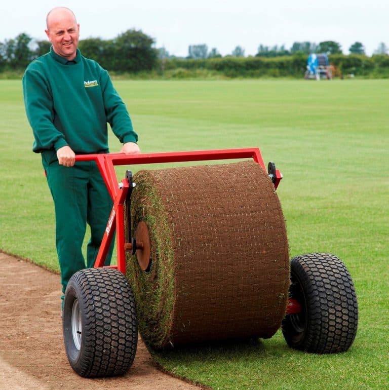Buy The Best Lawn Turf Rolls Online | Free Delivery | Rolawn Turf