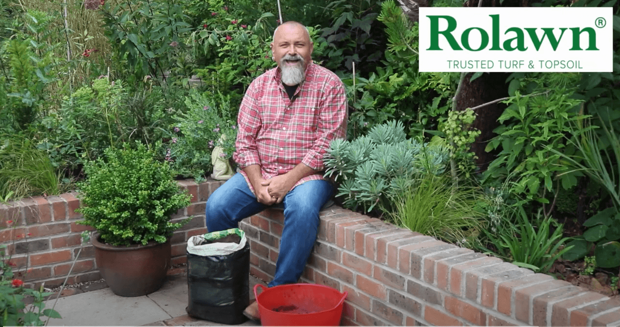 The Benefits Of Using Rolawn Beds & Borders Topsoil | Rolawn TV